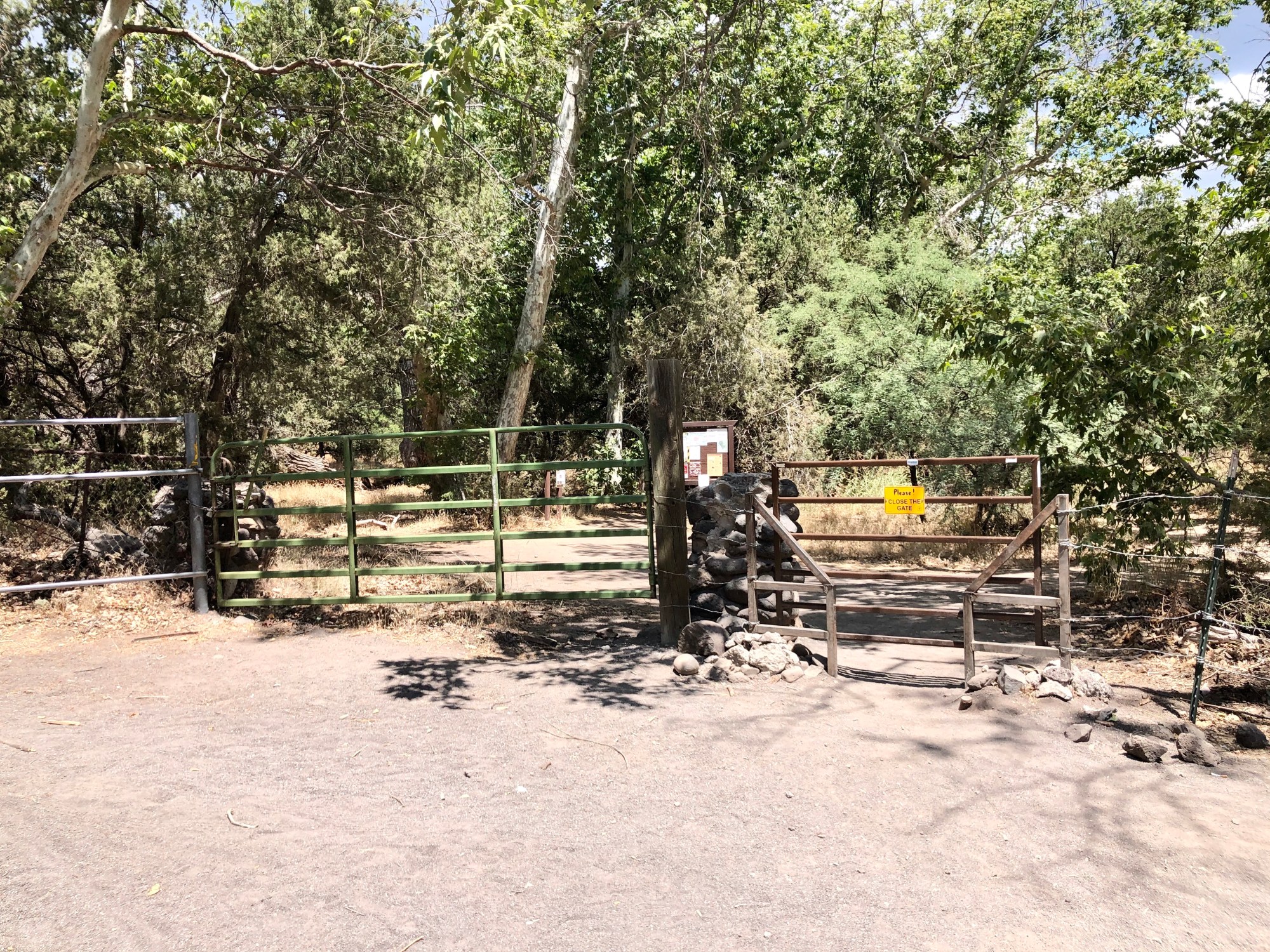 The Bull Pen Swimming Hole – javen.bear.